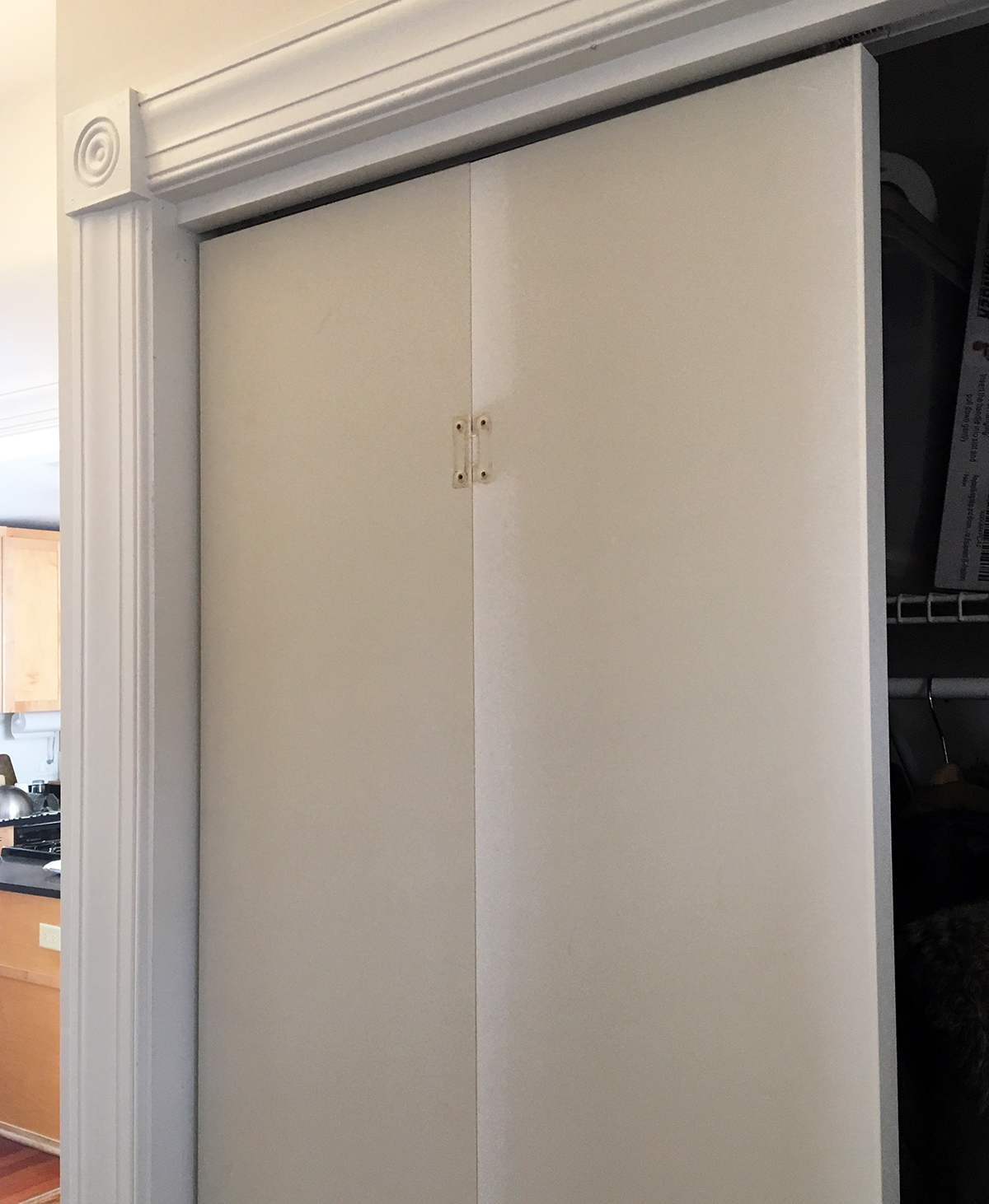 Adding Moulding to Inside Out Bi-Fold Doors – Project Palermo