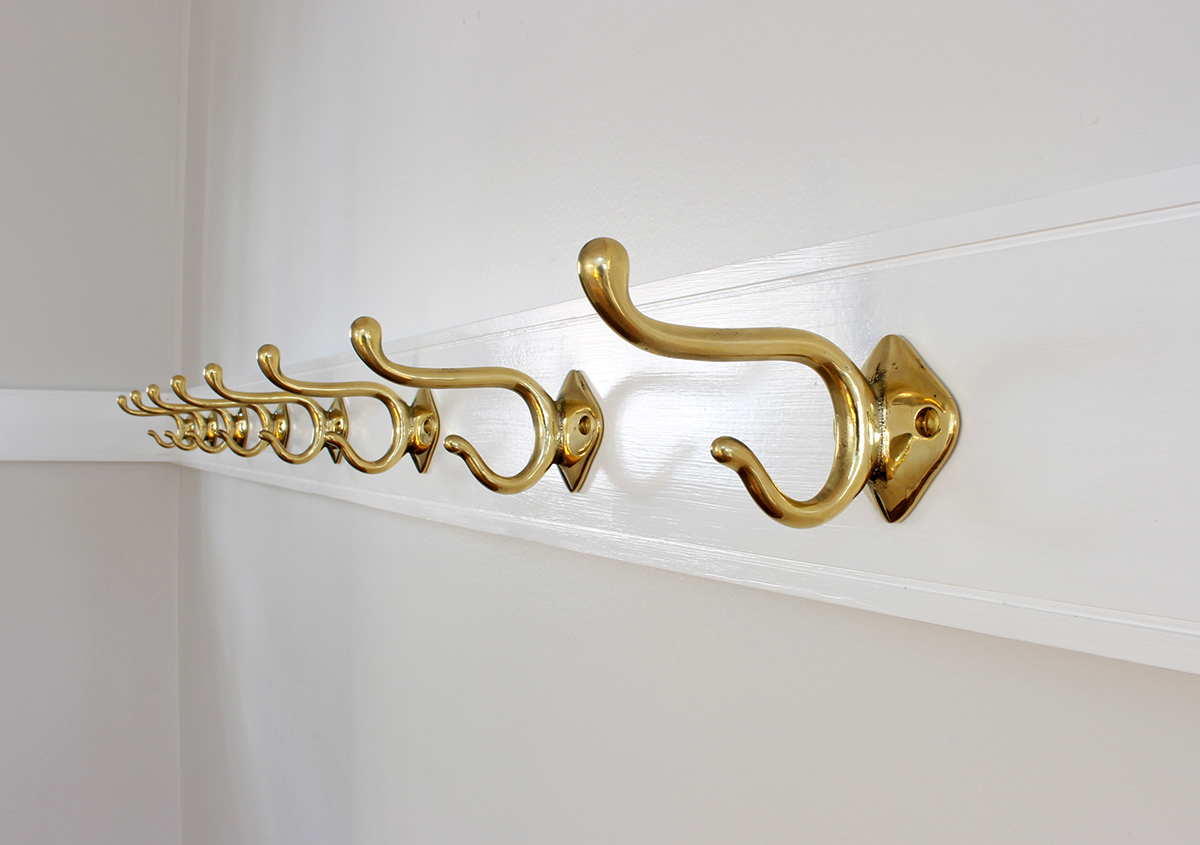 Bungalow Entryway with DIY Hook Rail – Project Palermo