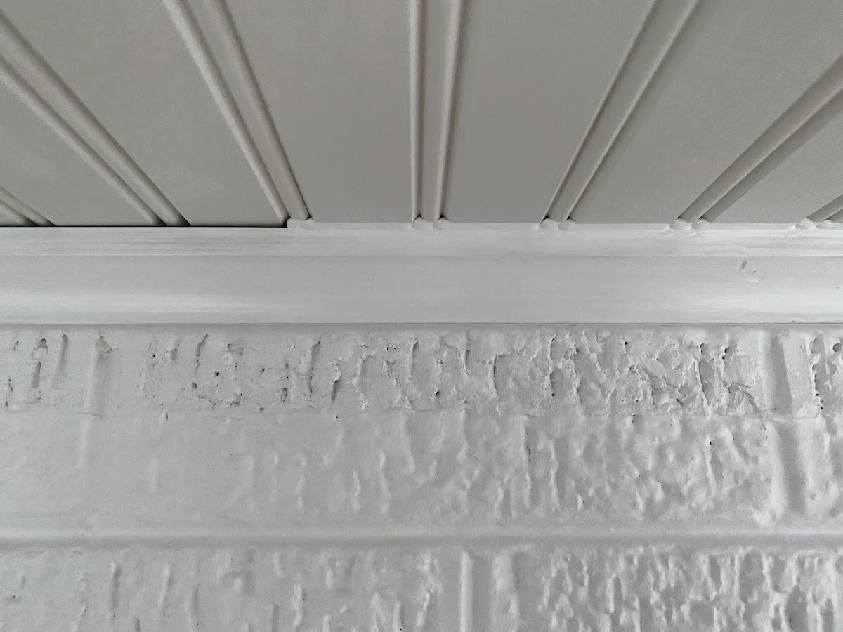 DIY Moulding and Painting in the Sunroom – Project Palermo